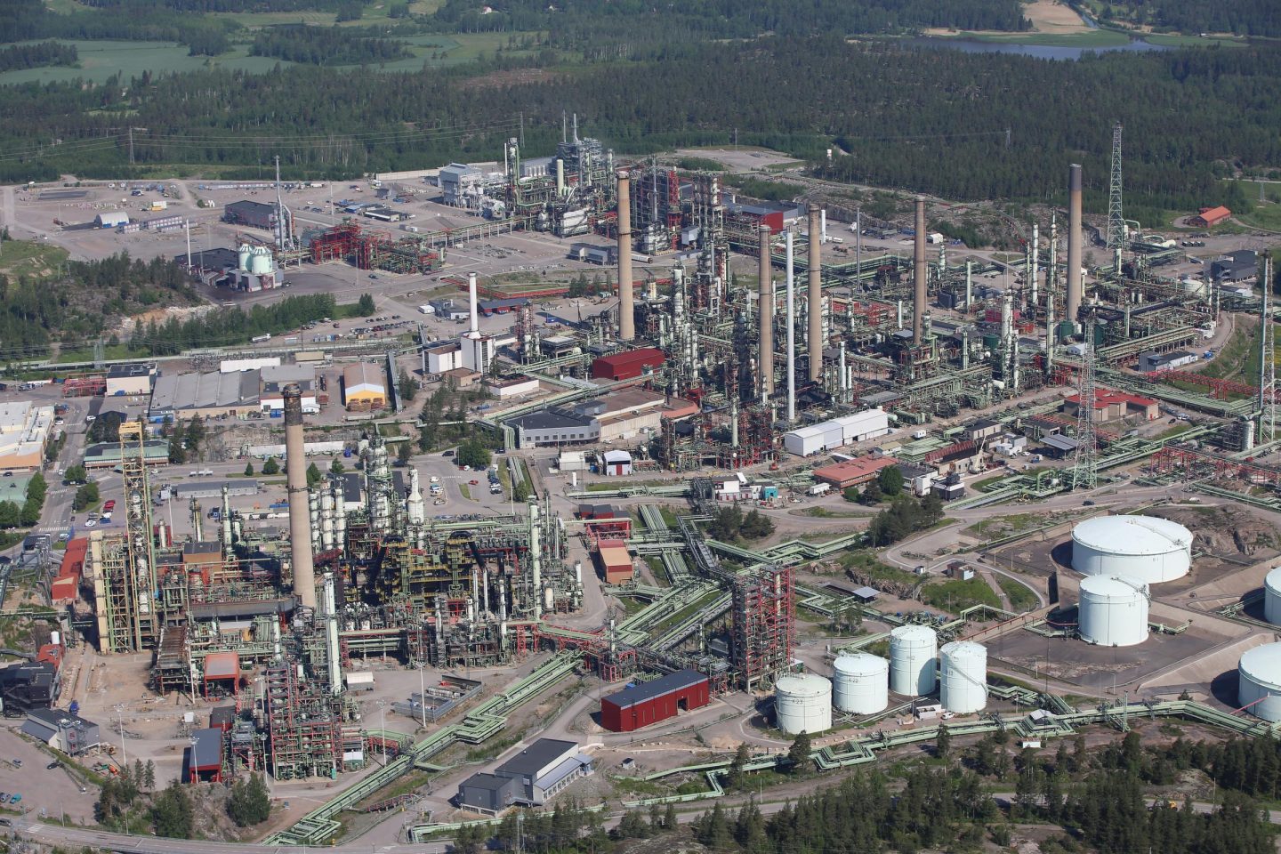 Kemianteollisuus iloitsee Nesteen ratkaisusta: ”Osoittaa todellista ...